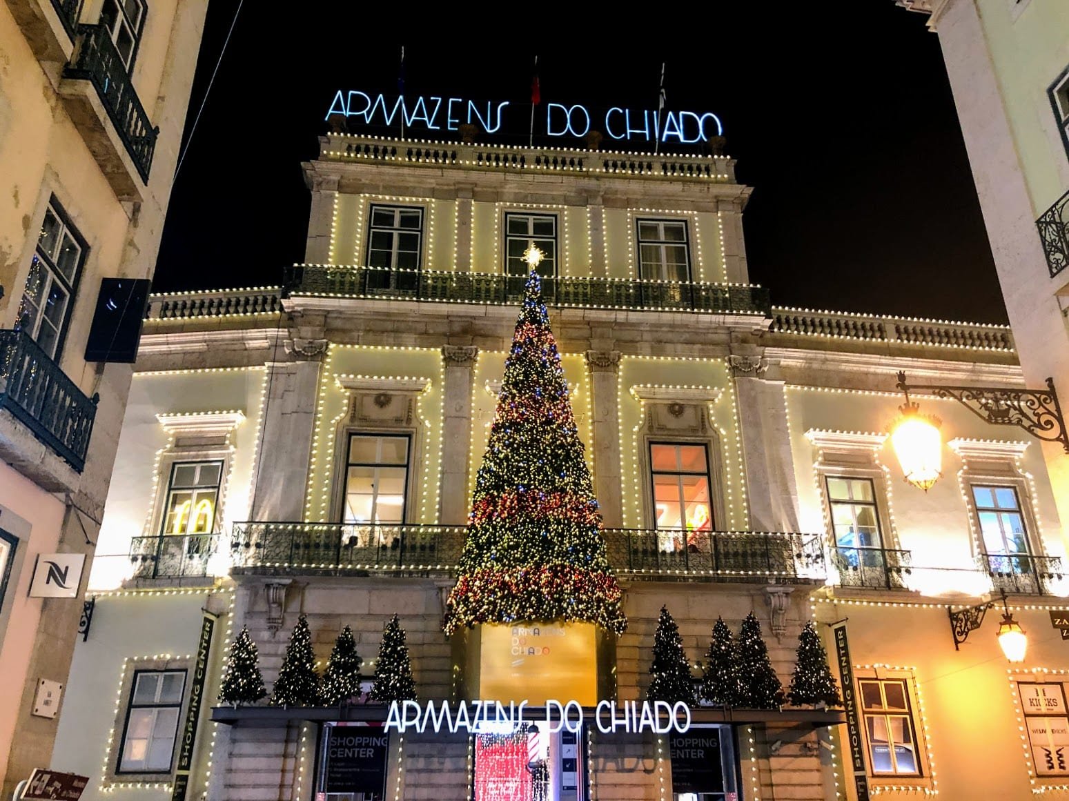 Passeio pelas Luzes de Natal em Lisboa, Portugal!