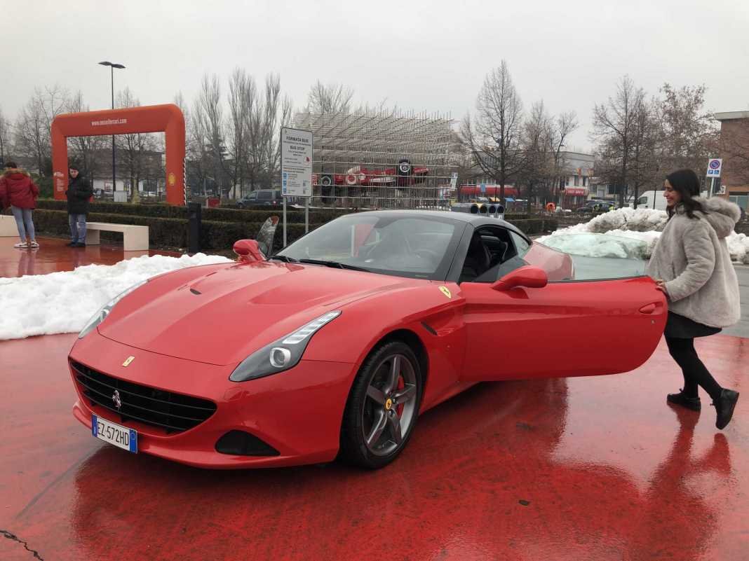 Test Drive Ferrari: dirigindo uma super máquina em Maranello!