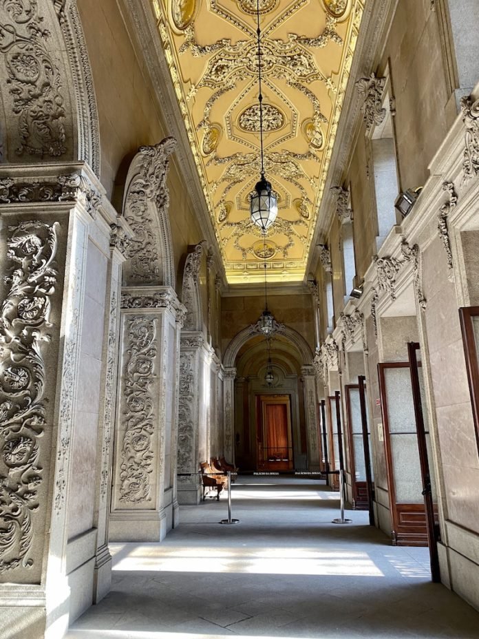 Palácio da Bolsa! ⋆ Luli Monteleone | Viajando com Estilo!